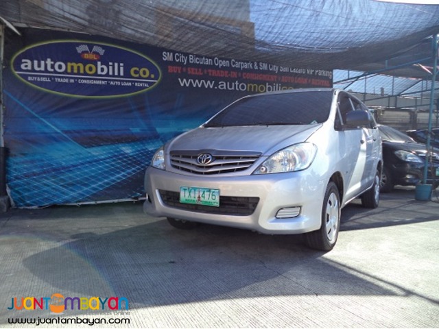 2011 Toyota Innova J