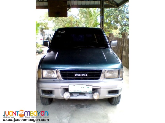 Isuzu Highlander SLX