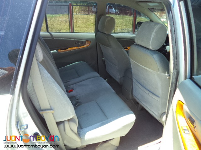 2011 Toyota Innova G