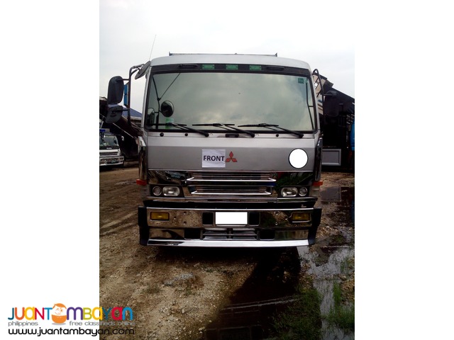 Tractor Head-Fuso
