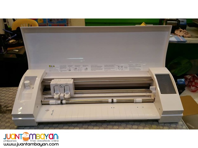 Silhouette CAMEO 3 Cutter Plotter