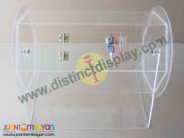 Table Top Acrylic Tambiolo