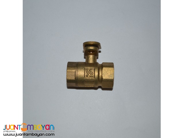 Brass Ball Valve With Lockwing (Light Duty ) 1/2