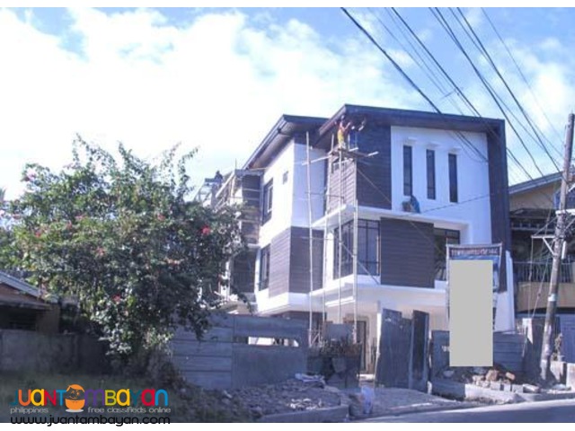 PH435 Townhouse in Project 6 Quezon City for Sale at 8.5M