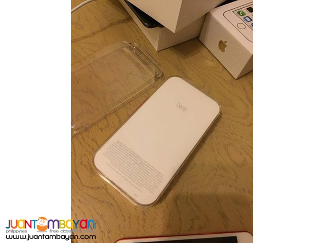 Ipod touch 5th gen limited edition red bnew