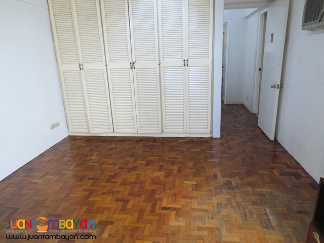 Townhouse for rent New Manila near Tomas Morato and Timog