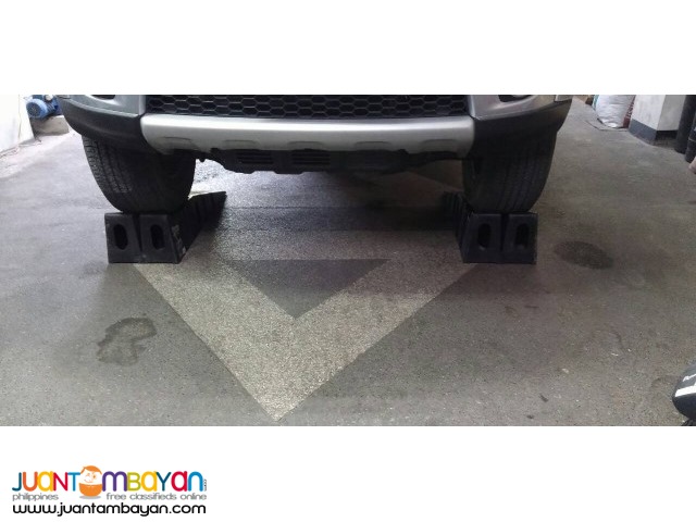 Rhino Ramps 11909MI Auto Ramp