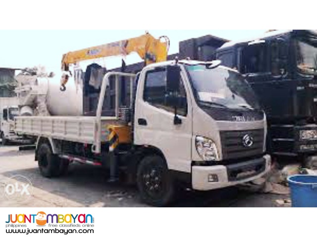 6 WHEELER BOOM TRUCK WITH 3.2T BOOMER SINOTRUK