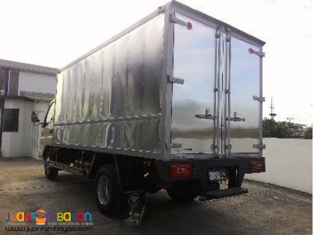 4 WHEELER ALUMINUM VAN