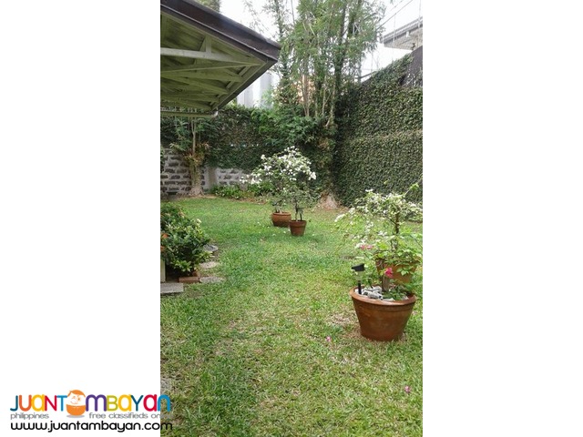 House and Lot for Sale in Merville Park Paranaque City