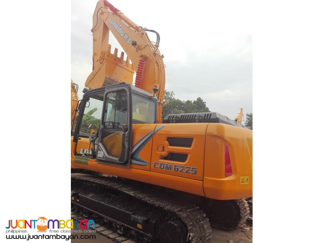 Backhoe 1.1 cubic CDM6225 Hydraulic Excavator