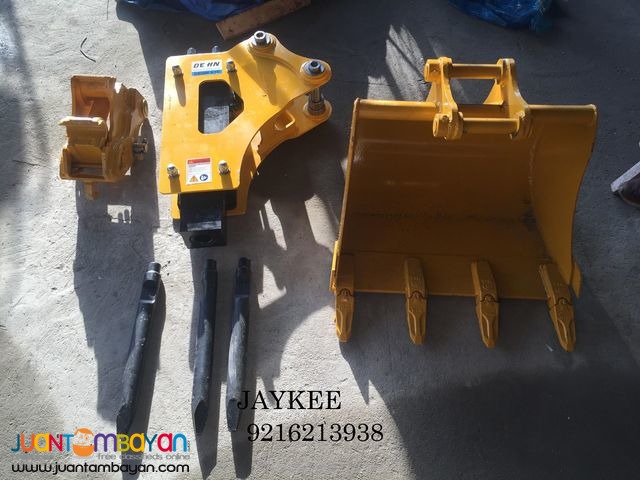 HQ25-30 Backhoe Loader