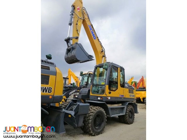 WHEEL TYPE BACKHOE 1/2 BUCKET CAPACITY