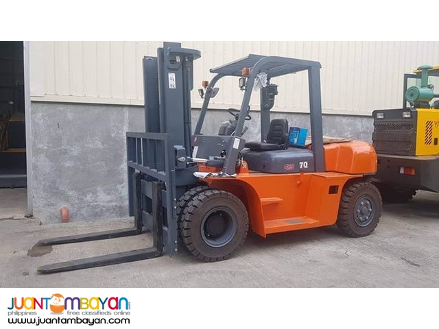 Brand New FORKLIFT FD 70T 7 TONS CAPACITY. (brand new)
