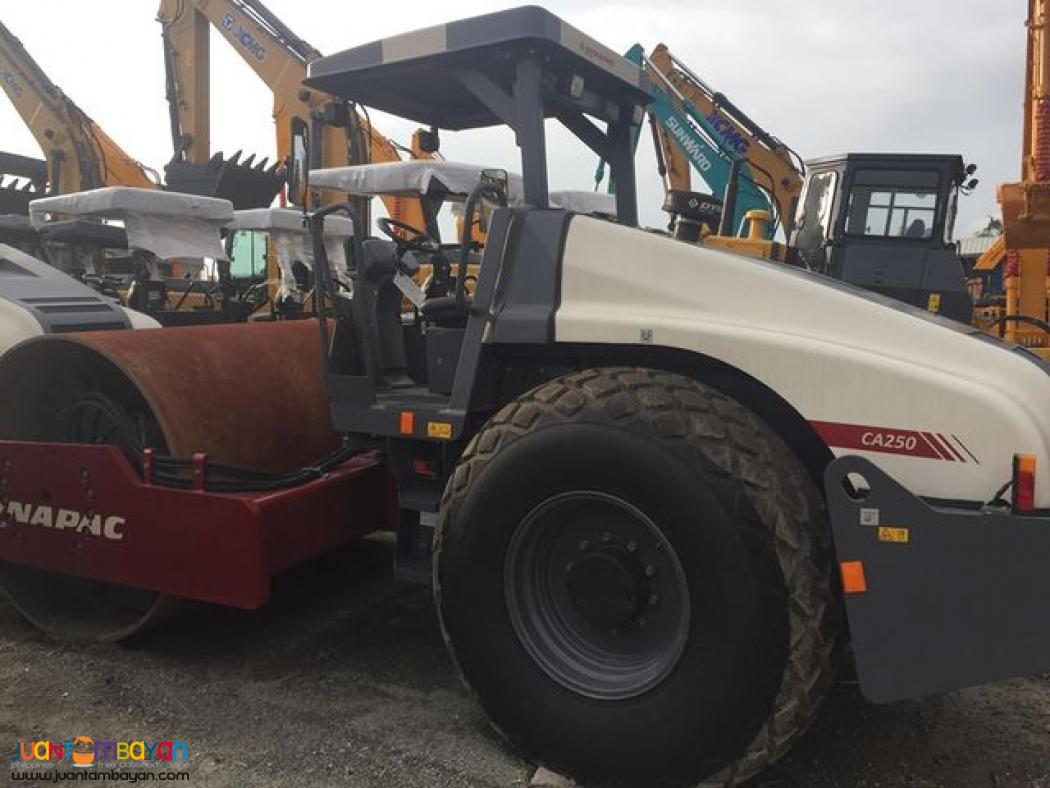 DYNAPAC CA2500 SINGLE DRUM VIBRATORY ROLLER