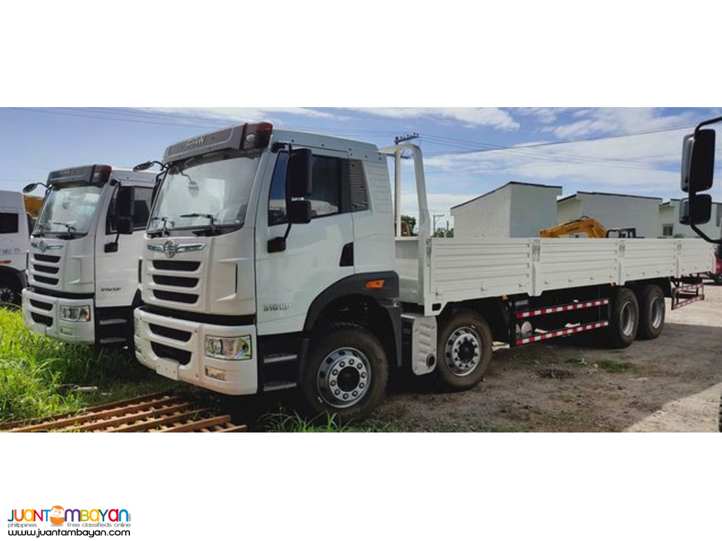 FAW 12-WHEELER CARGO TRUCK