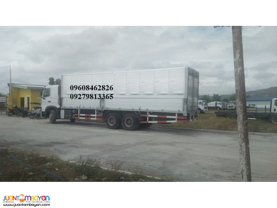 172. Howo Wing Van 10 wheeler