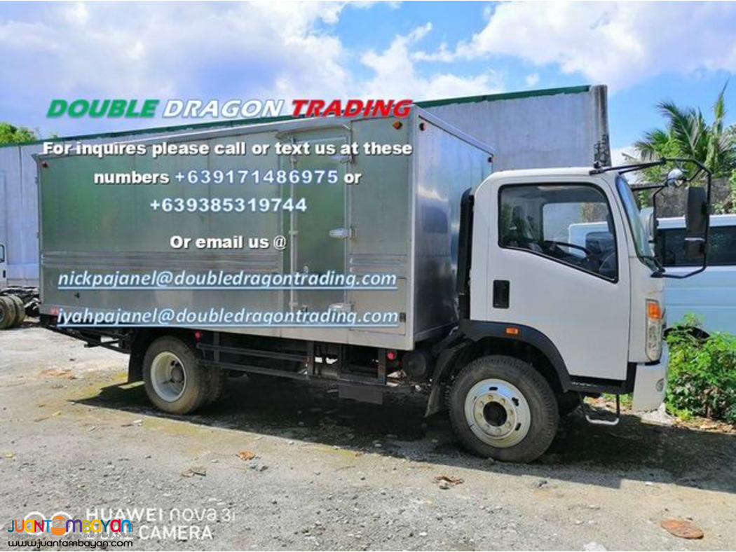 SINOTRUK HOMAN 6-WHEELE ALUMINUM CLOSED VAN 17FT.