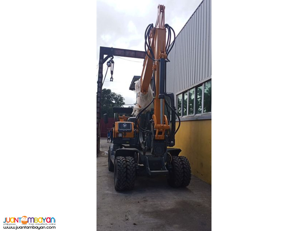 W75B-9 GRAPPLE WITH DOZER