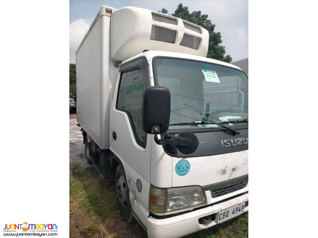 ISUZU FREEZER VAN
