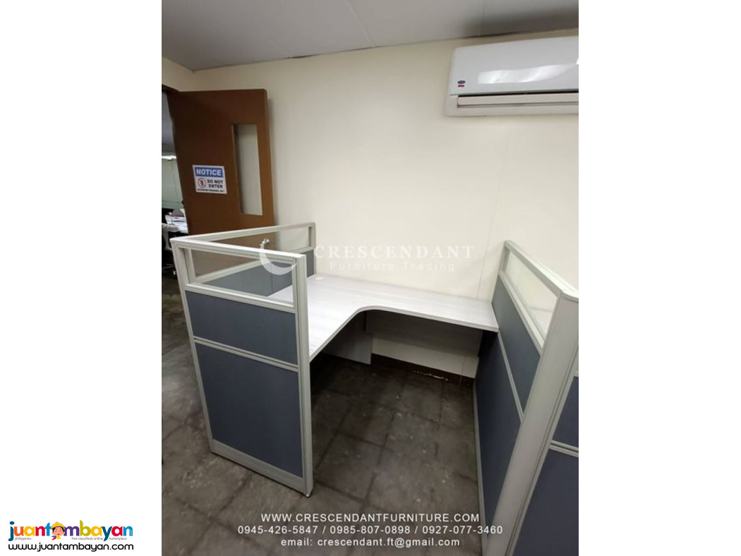 L-SHAPE OFFICE TABLE PARTITION WITH GLASS