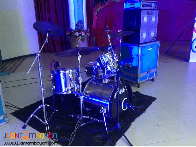 For rent complete lights and sound (PA system,mobile,backline)